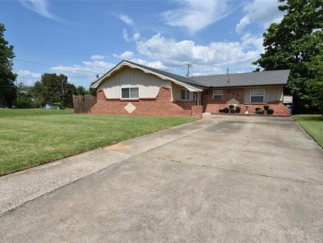 924 Cherokee St, Seminole, OK 74868