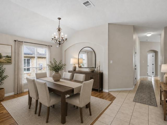 924 Abbeyglen Castle Dr