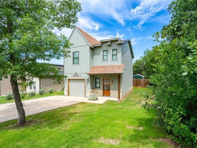 924 Arkansas River Dr, Granbury, TX 76048