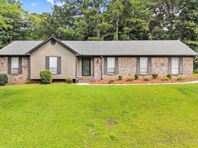 924 August Dr, Birmingham, AL 35215