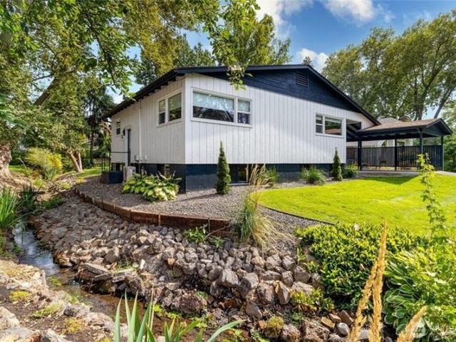 924 Bonnie Brae St, Walla, WA 99362