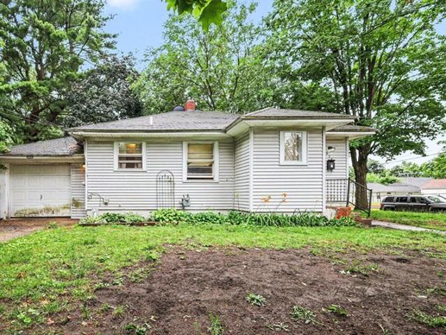 924 Griggs St SE, Grand Rapids, MI 49507