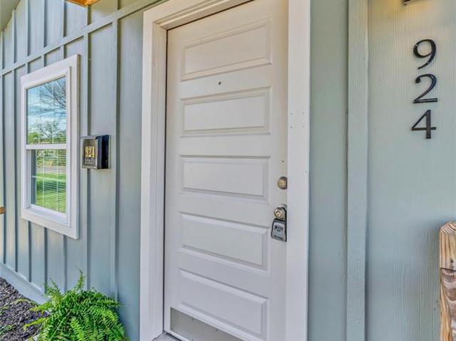 924 Gurley Lane