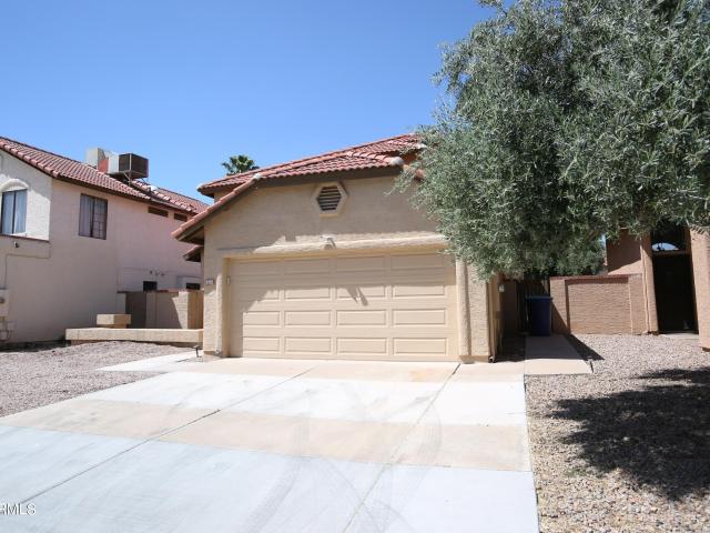 924 e manor drive