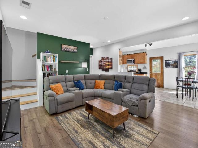 924 Fred Ash Road