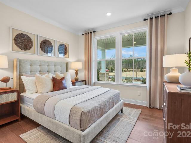 924 Kinship Drive