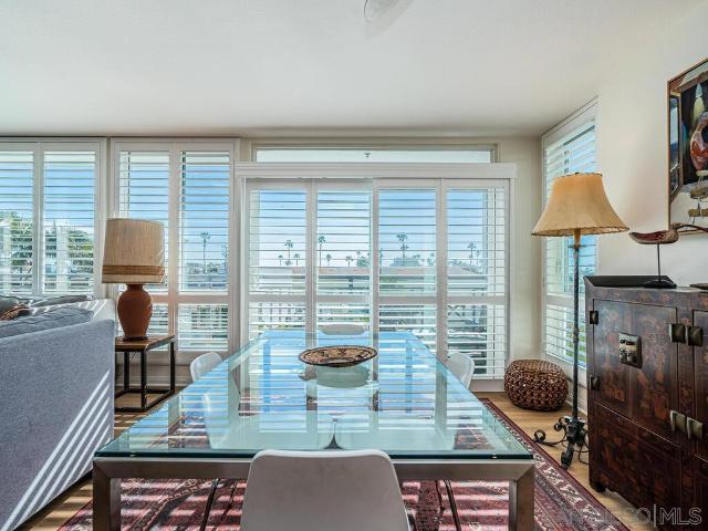 924 Hornblend Street 302