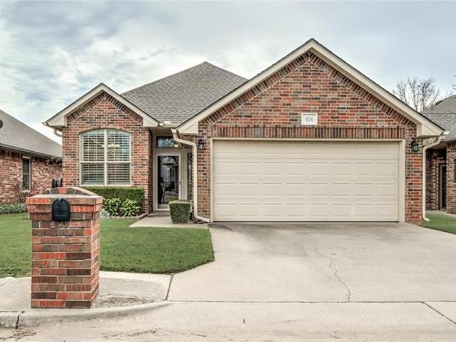 924 Heather Glen Ter, Norman, OK 73072