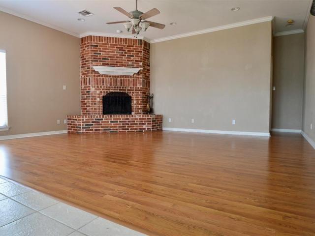 924 Lands End Cove