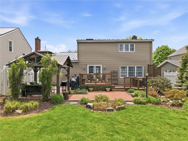 924 Mayfield Rd