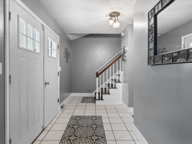 924 Marquette Rd