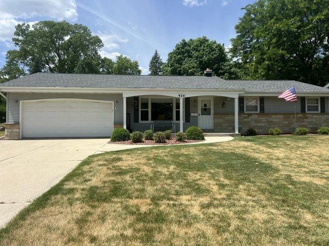 924 N 18th Ave, West Bend, WI 53090