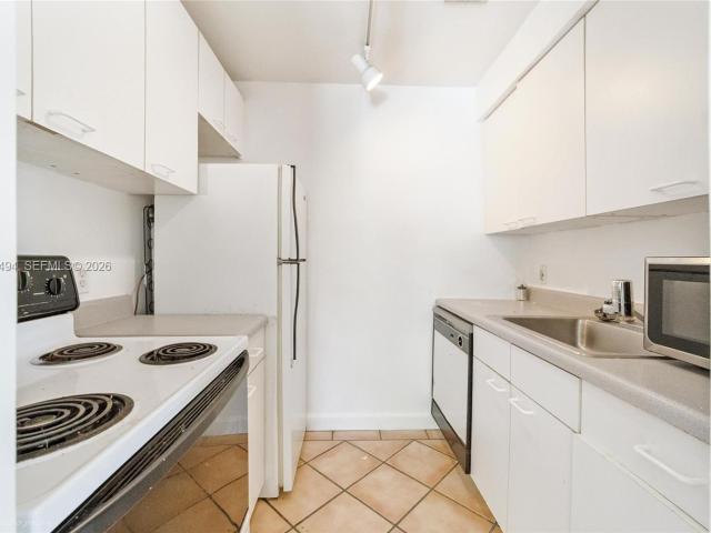 924 NE 17th Ter, Unit 1, Fort Lauderdale, FL 33304 | MLS #A12001 | Compass