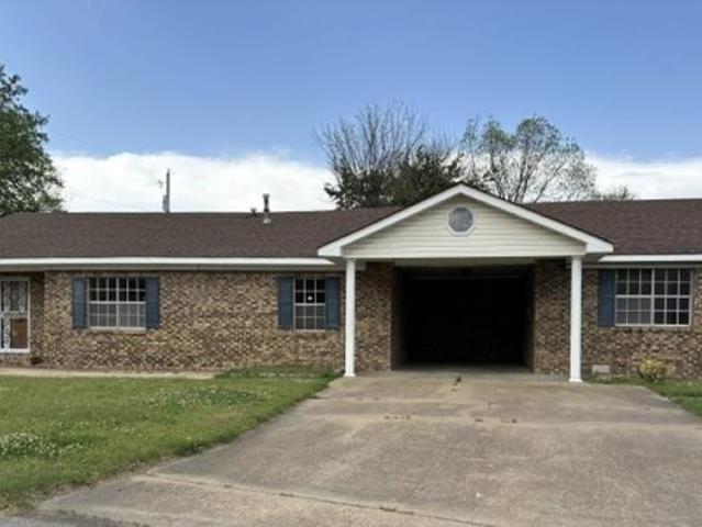 924 S Clark St, Blytheville, AR 72315