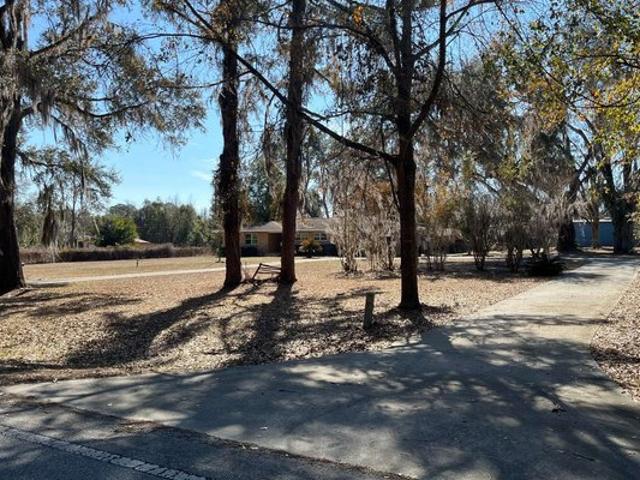 924 SE Race Track Ln, Lake City, FL 32025