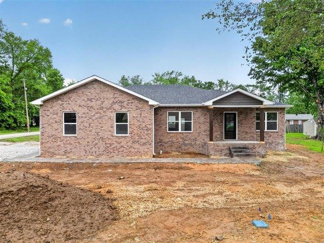 924 Sunset Ln, Russellville, KY 42276