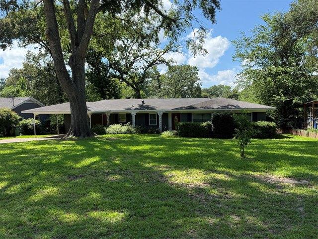 924 Poleman Rd, Shreveport, LA 71107