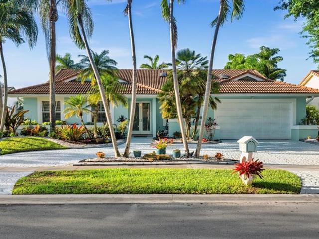 9254 NW 18th St, Plantation, FL 33322