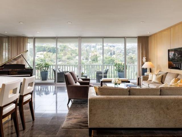 9255 Doheny Rd Apt 1003, West Hollywood, CA 90069