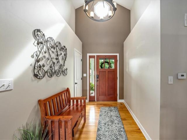 9259 Apple Valley Lane
