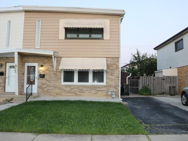 9259 Hamlin Ave, Des Plaines, IL 60016