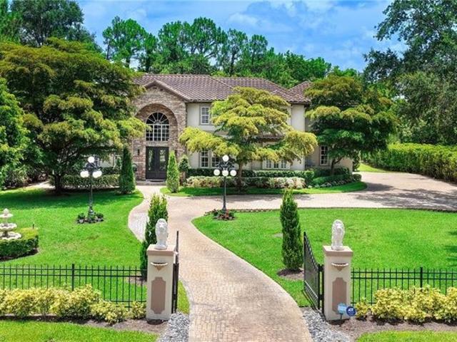 9250 The Lane, Naples, FL 34109
