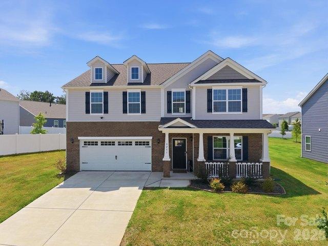 9251 Mackinaw Dr, Gastonia, NC 28056