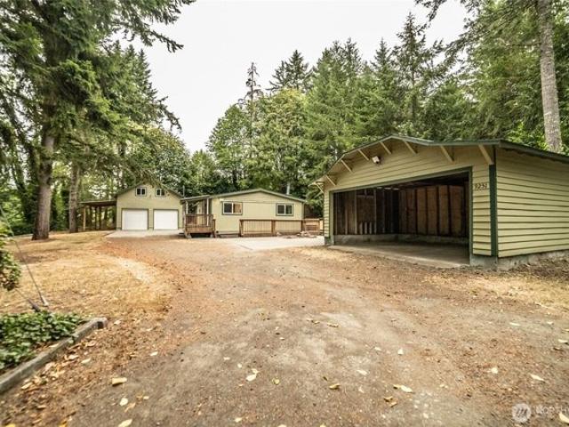 9251 Olalla Valley Rd SE, Port Orchard, WA 98367