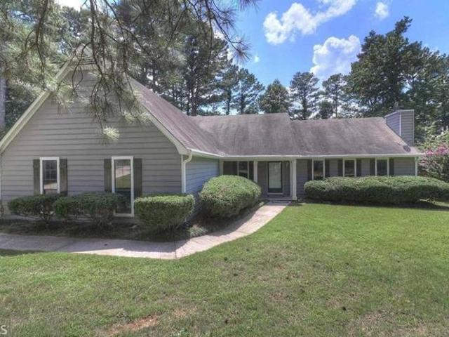 9251 Chickasaw Ct, Jonesboro, GA 30236