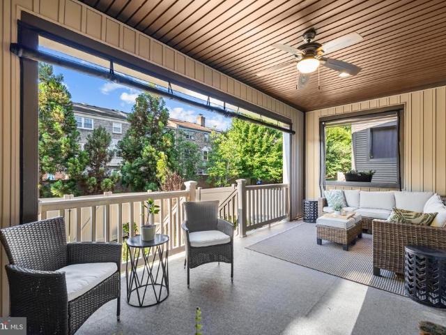9253 Wood Violet Court