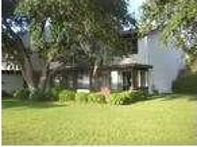 $925 / 3br 1500ftÂ² Spacious Townhouse with Water and Sunset Views!