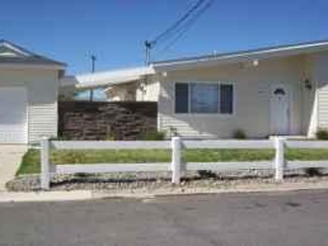 $925 / 3br 3bd 1bath 1car garage upgraded with Mt Views Stead