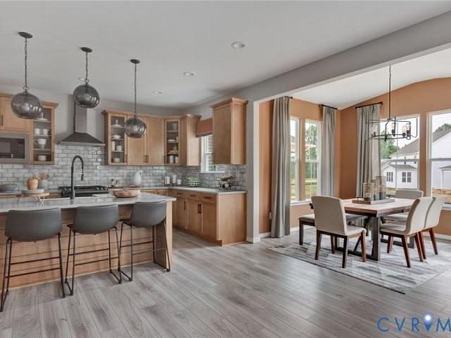 925 Charlemagne Rd, Midlothian, VA 23114