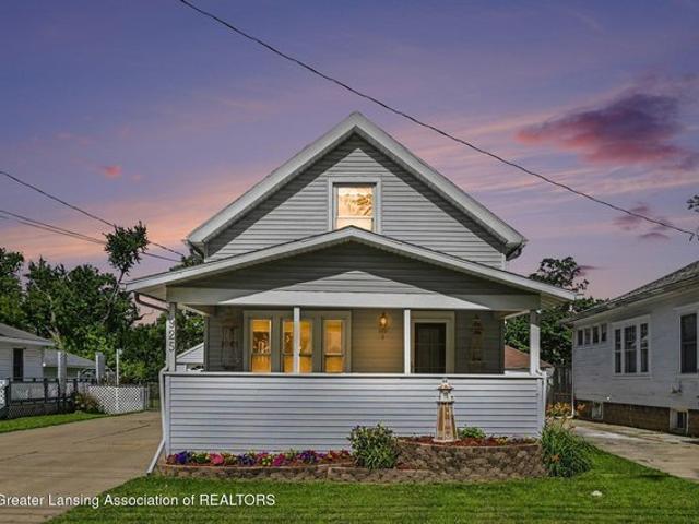 925 Clark St, Lansing, MI 48906
