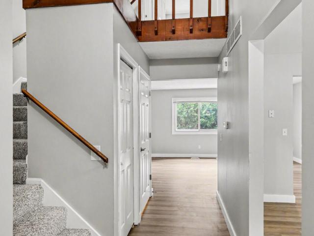 925 Brookside Drive # 121