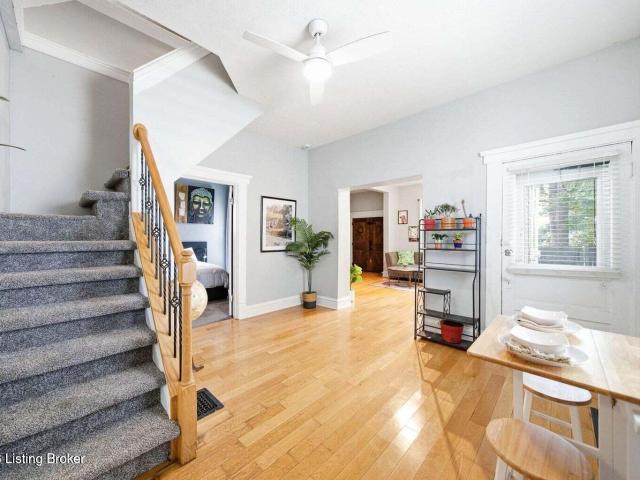 925 Ellison Ave