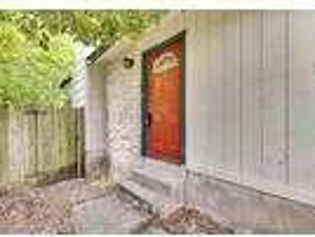 925 Fieldwood DR Unit: A Austin TX 78758