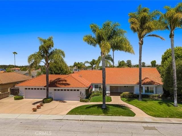925 Flagstone Dr, Santa Maria, CA 93455