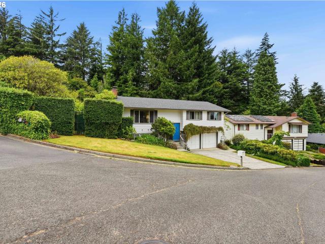 925 oakway dr