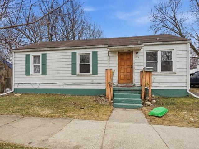 925 Leland St, Flint, MI 48507
