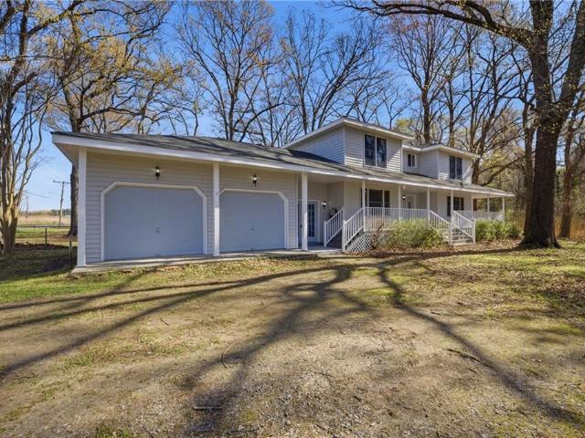 925 Michael DR