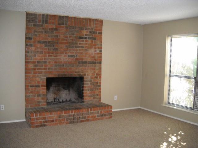 925 Minter Lane
