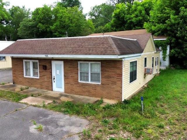 925 N Washington Ave, Brownsville, TN 38012