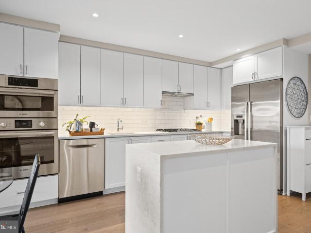 925 N Fairfax St, Unit 406, Alexandria, VA 22314 | Compass