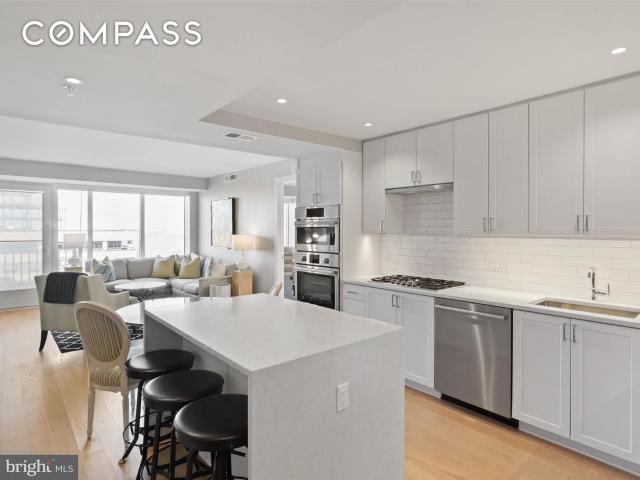 925 N Fairfax St 704, Alexandria, VA