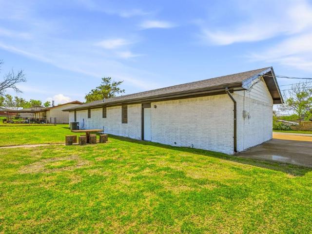 925 N Kirk St, Hico, TX 76457 | MLS #21218