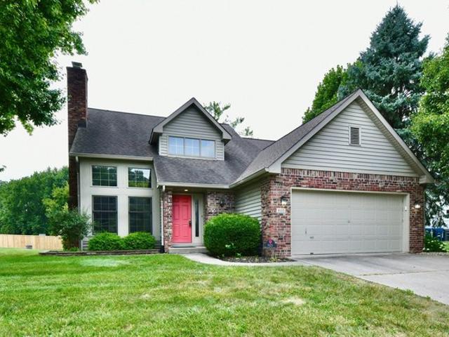 925 N Quiet Bay Cir, Cicero, IN 46034
