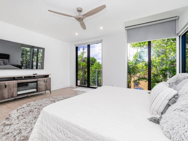925 NE 6th St, Fort Lauderdale, FL 33304 | MLS #R11133