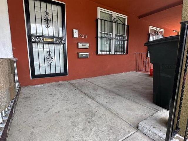 925 S 60Th Street