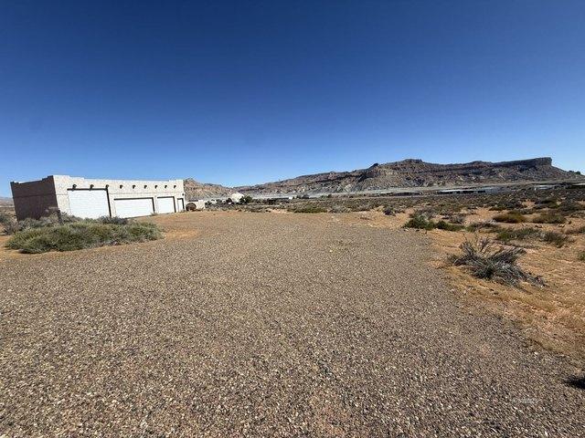 925 S Victory Way, Big Water, UT 84741